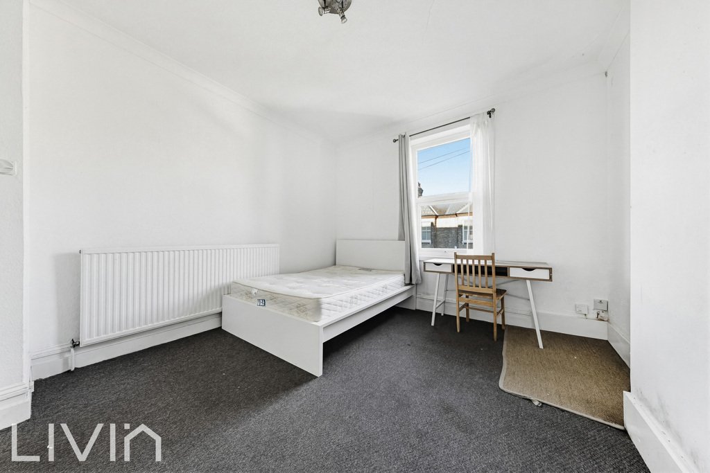 Set On The First Floor Of An Attractive In London, England, United ...