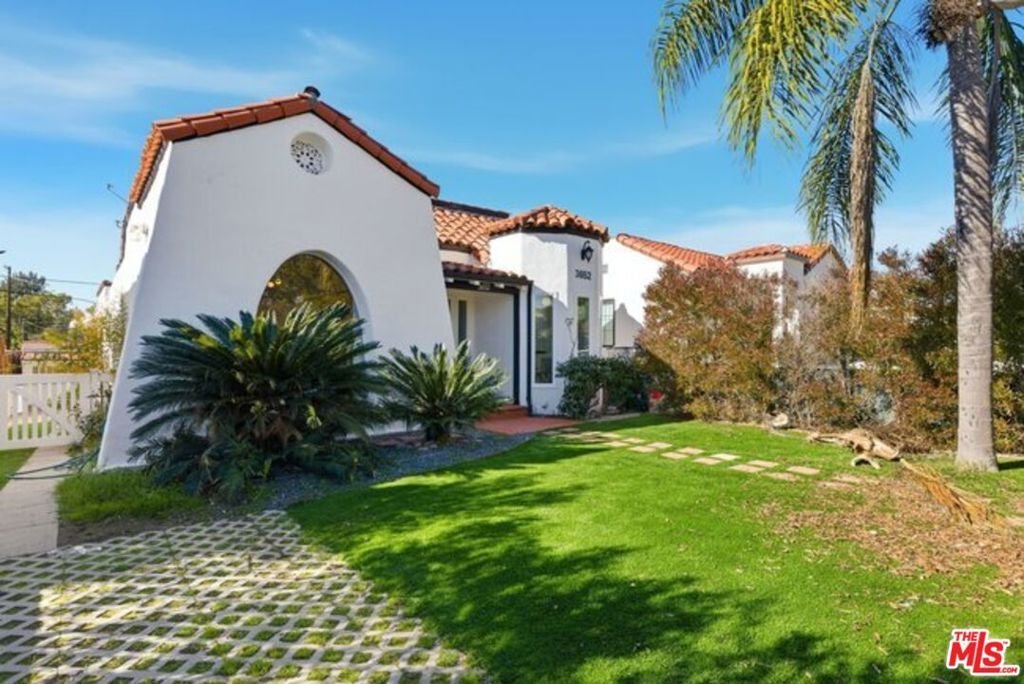 Single Family Residence In Los In Los Angeles, California, United ...
