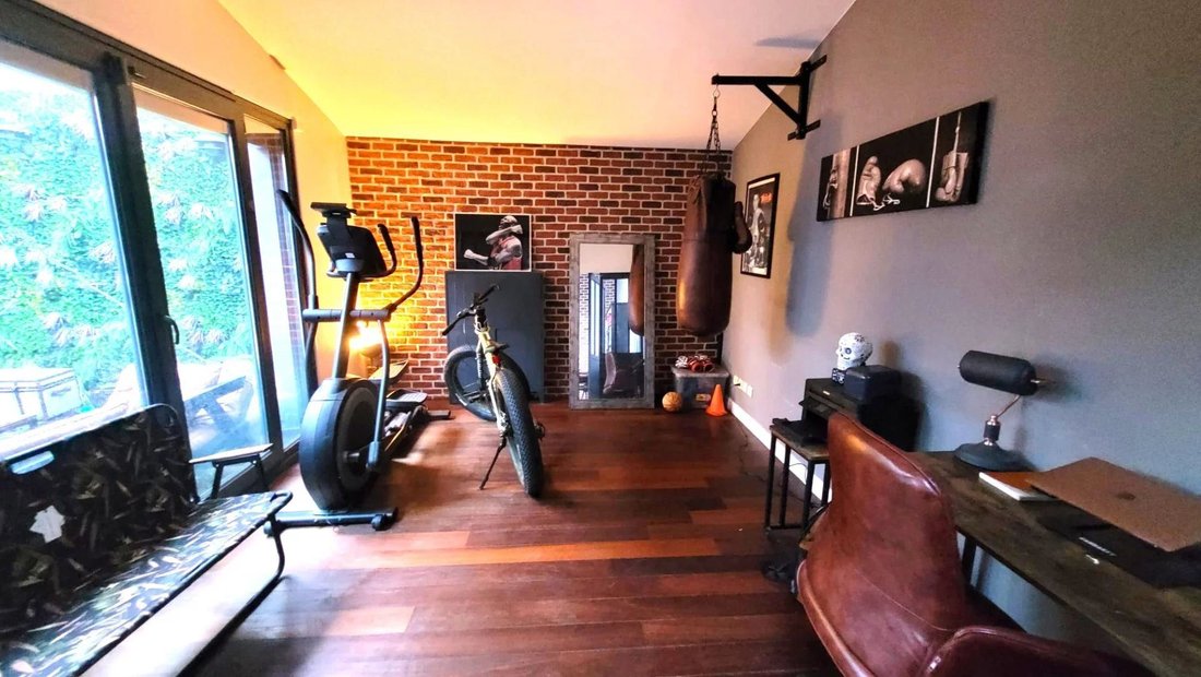 Suresnes House In Suresnes, île De France, France For Sale (16942198)