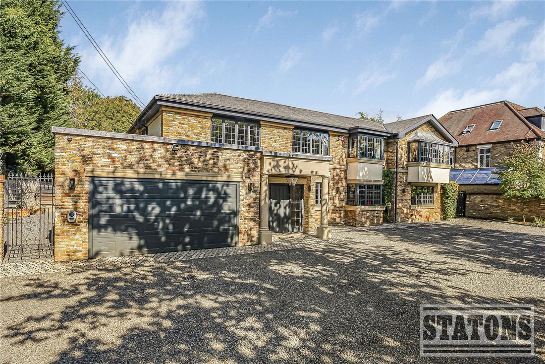 The Ridgeway, Cuffley In Cuffley, England, United Kingdom For Sale ...