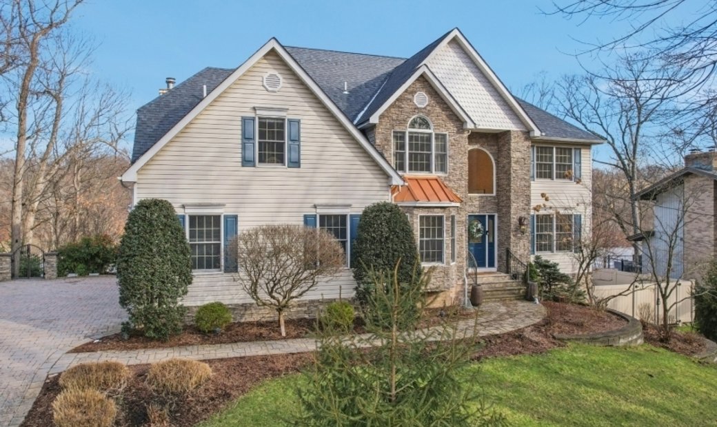 Einfamilienhaus/Haus In Pompton Lakes, New Jersey, Vereinigte Staaten ...