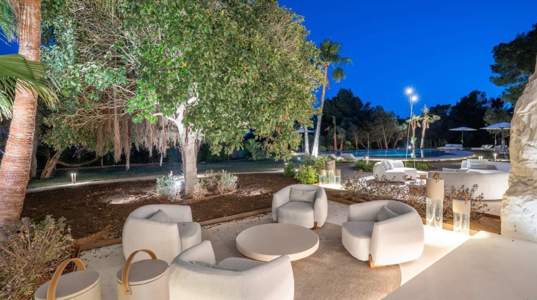 Can Pipa,A Refined Mediterranean In Cala Jondal, Sant Josep De Sa ...