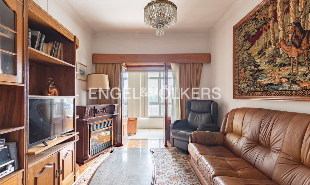 Villa With Two Independently Usable Dans Ramada E Canecas, Lisbonne ...