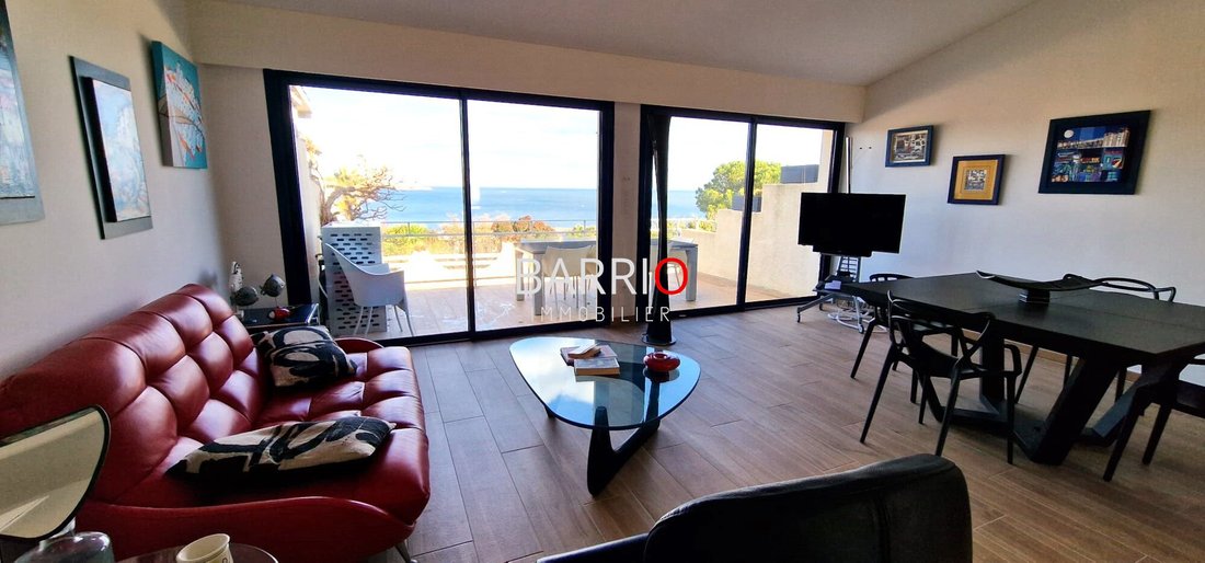 Banyuls Sur Mer Individuelle In Banyuls Sur Mer, Okzitanien, Frankreich ...