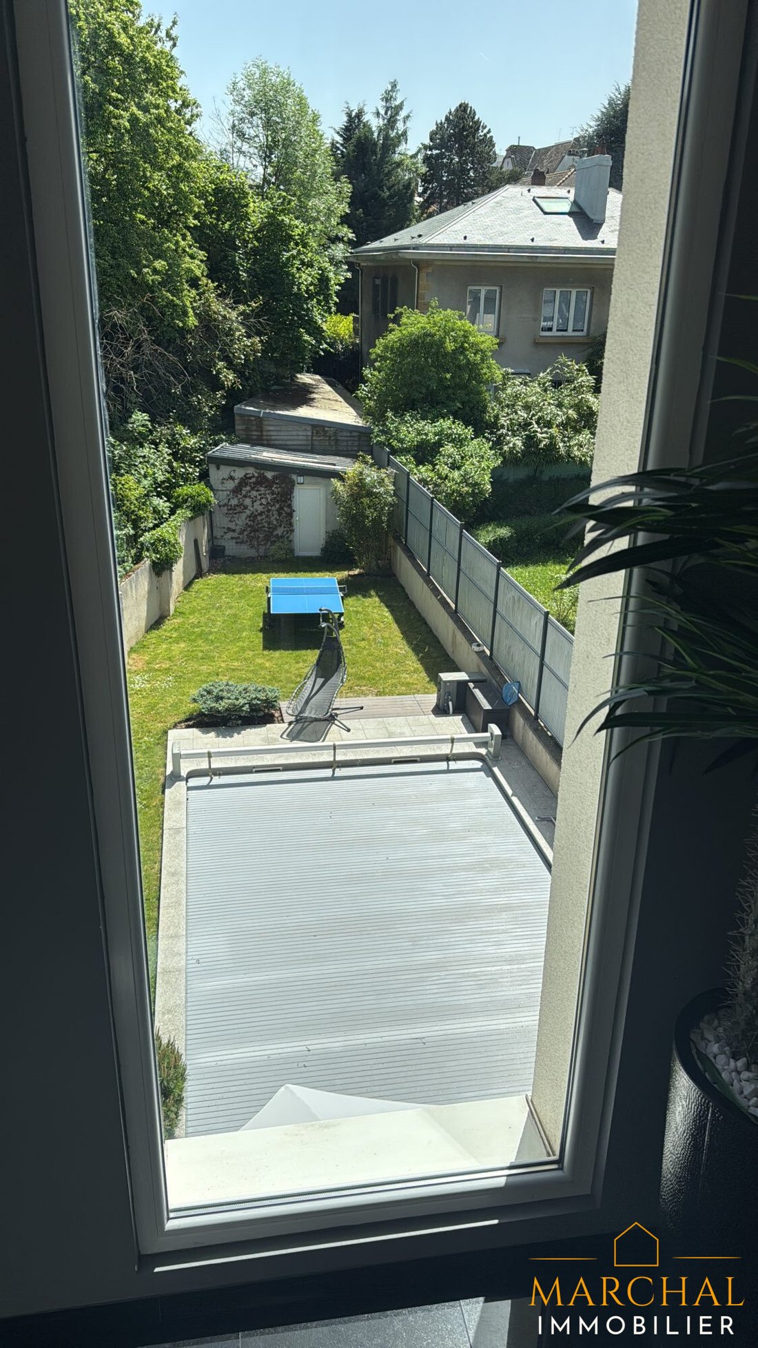 Montigny Lès Metz Bourgeoise Dans Montigny Lès Metz, Grand Est, France ...