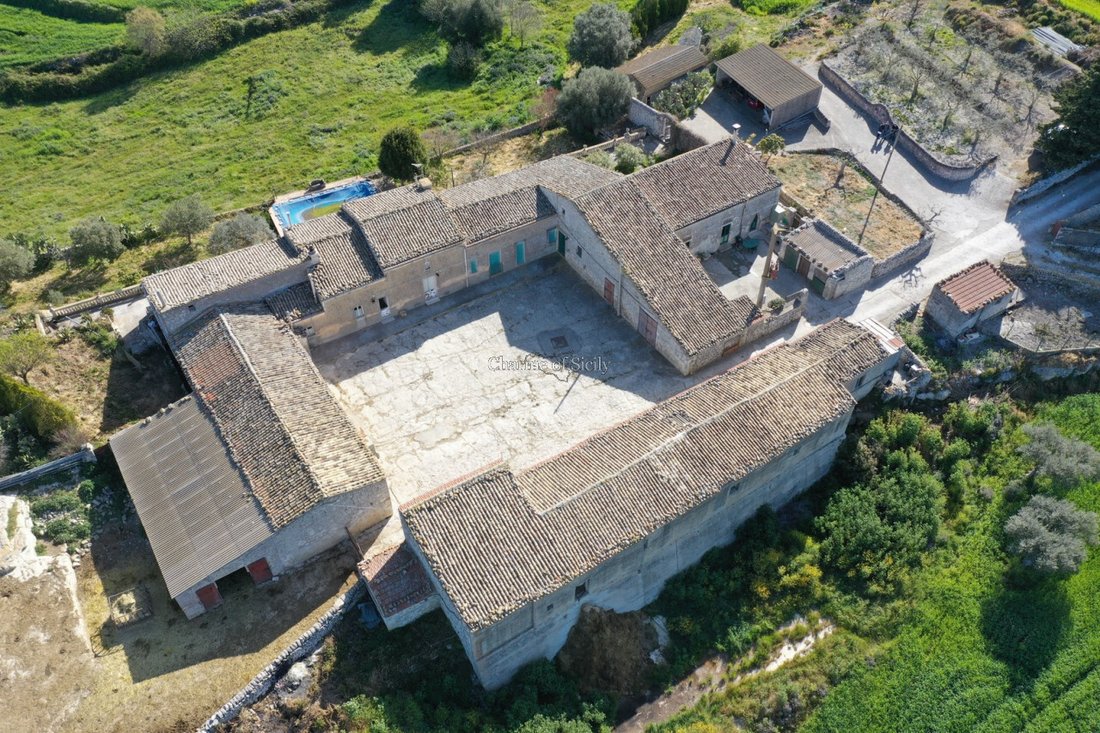 Ferme San Martino Dans Sicile, Italie à Vendre (16954278)