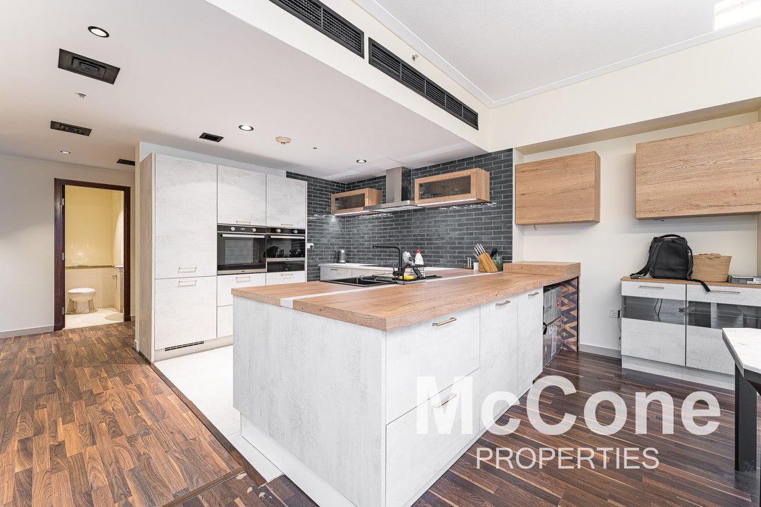 Upgraded | Luxurious | Video Available In Dubai, Dubai, United Arab ...