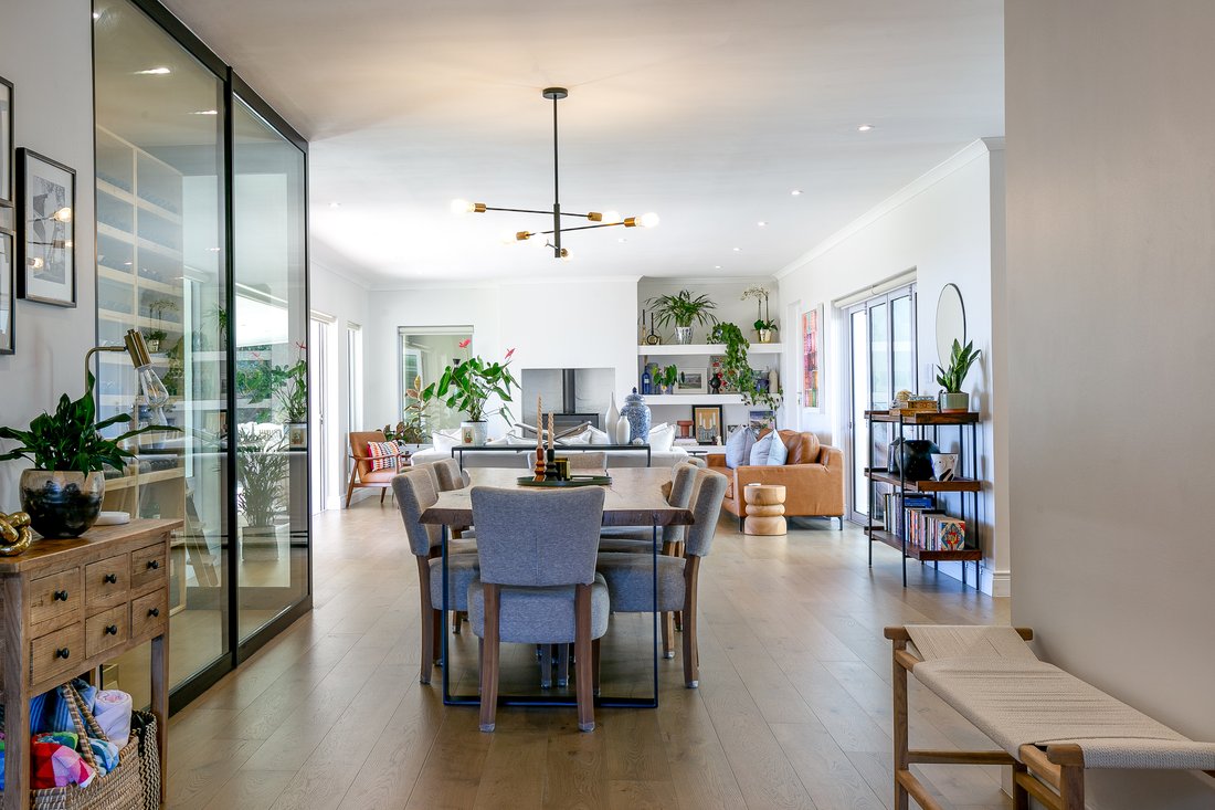 Maison De Plain Pied Sophistiquée Dans Le Cap, Cap Occidental, Afrique ...