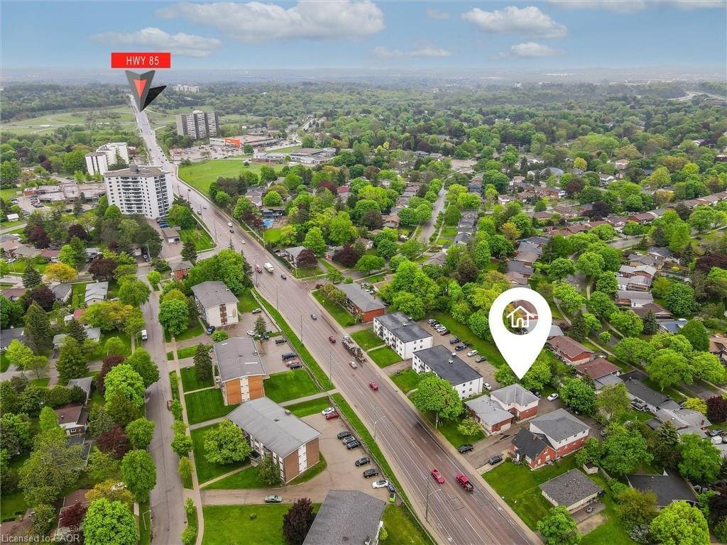 Revenu Résidentiel à Waterloo Dans Waterloo, Ontario, Canada à Vendre (16954035)