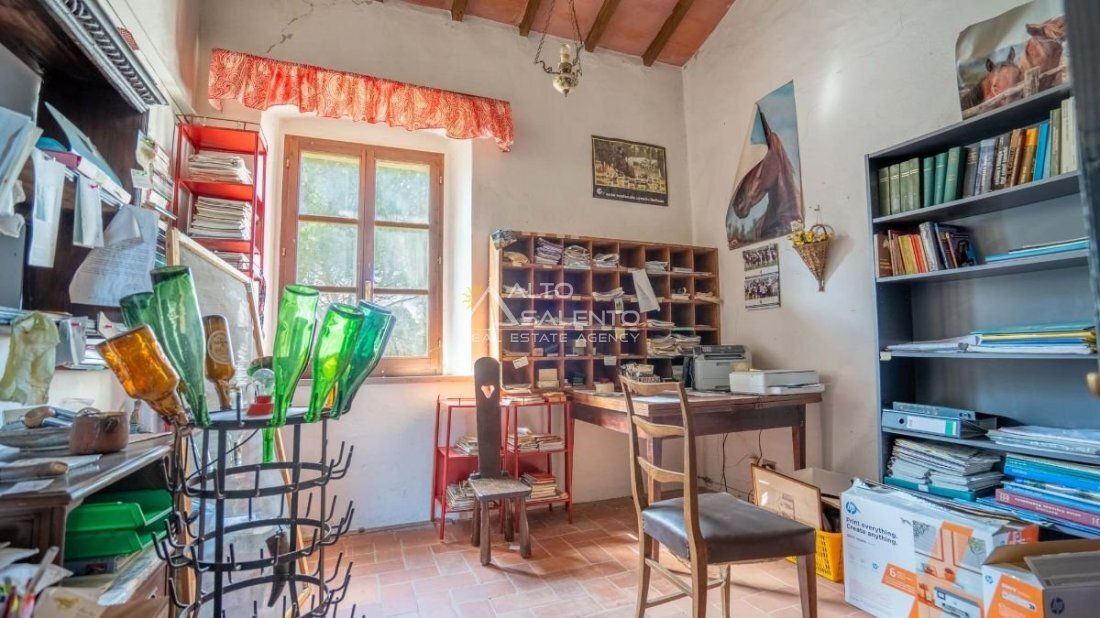 Cs158 For Sale In In Castiglione Del Lago, Umbria, Italy For Sale ...