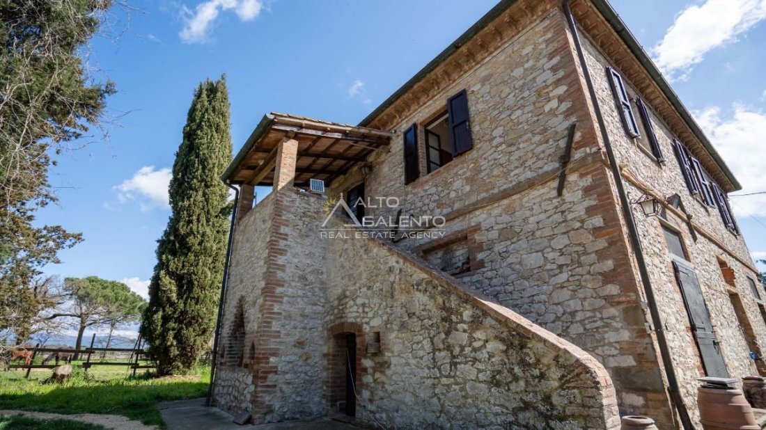 Cs158 For Sale In In Castiglione Del Lago, Umbria, Italy For Sale ...