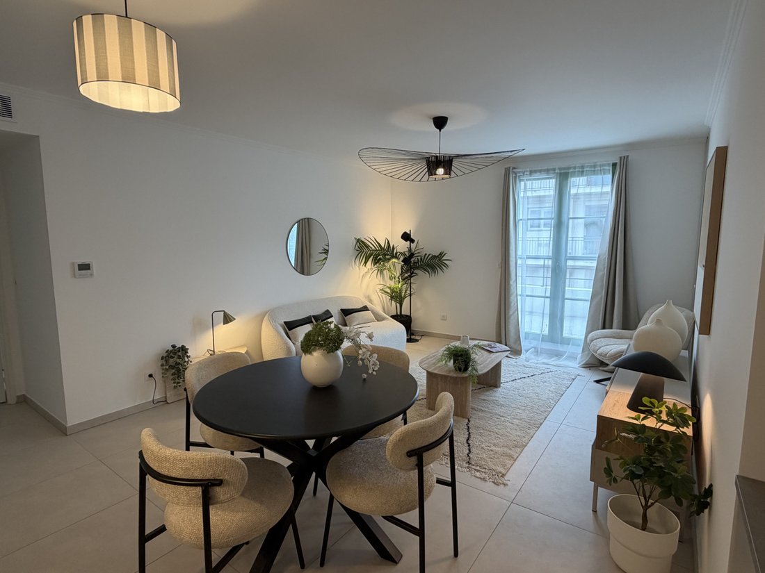 3 Room Apartment 2 Bedroom(s) 60.2 In Nice, Provence Alpes Côte D'azur ...