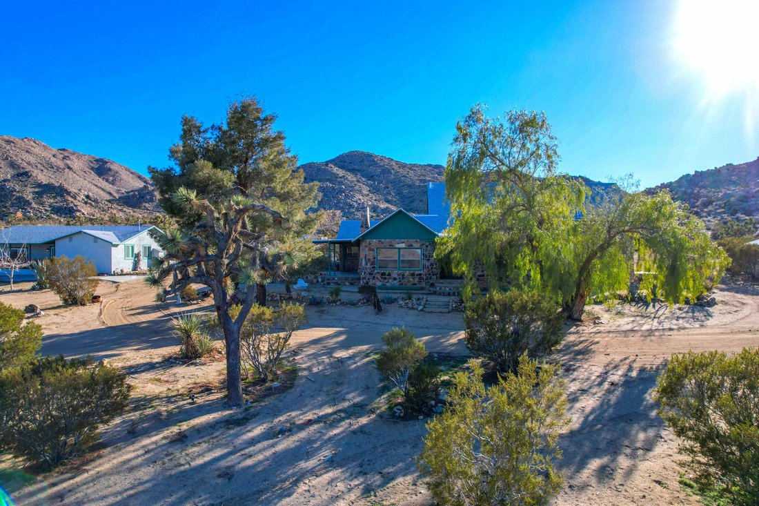 Single Family Residence In Joshua In Joshua Tree, California, United ...