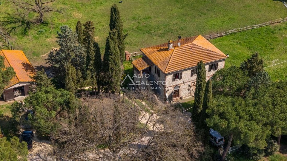 Cs158 For Sale In In Castiglione Del Lago, Umbria, Italy For Sale ...