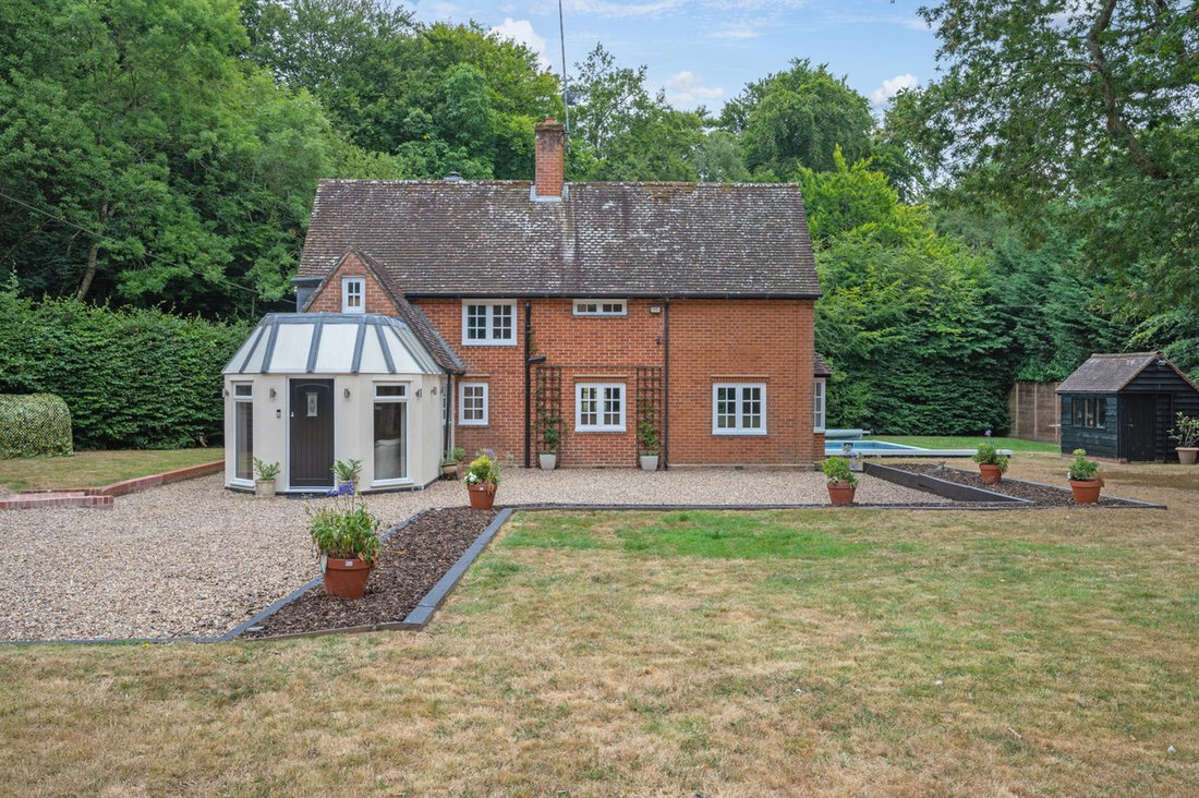 4 Bedroom Cottage For Sale In En Henley On Thames, Inglaterra, Reino ...
