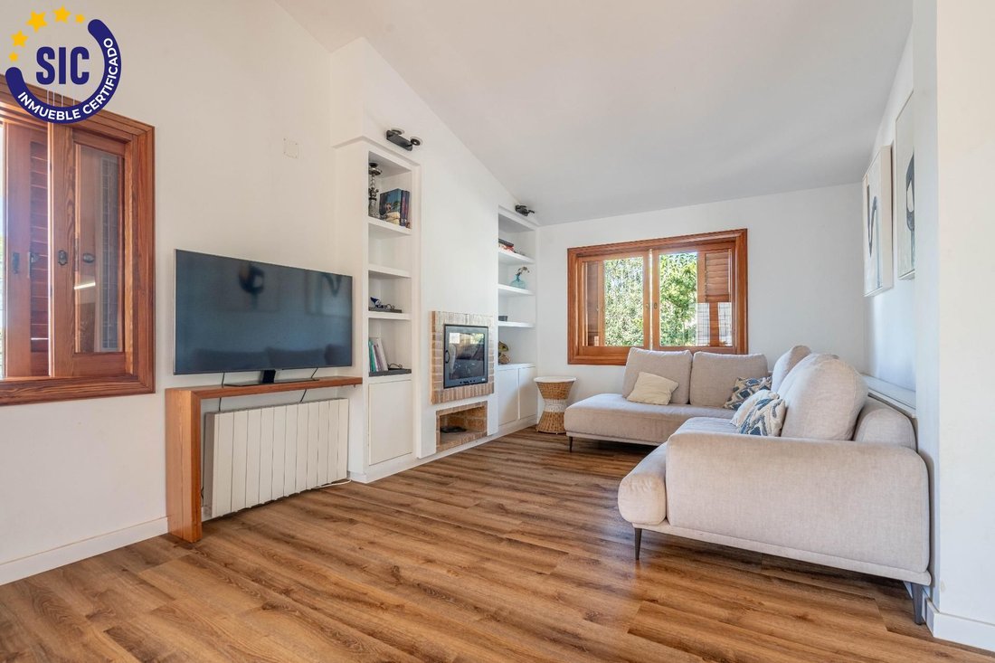 Exclusive Luxury Villa With Modern In La Canyada, Paterna, Valencian ...