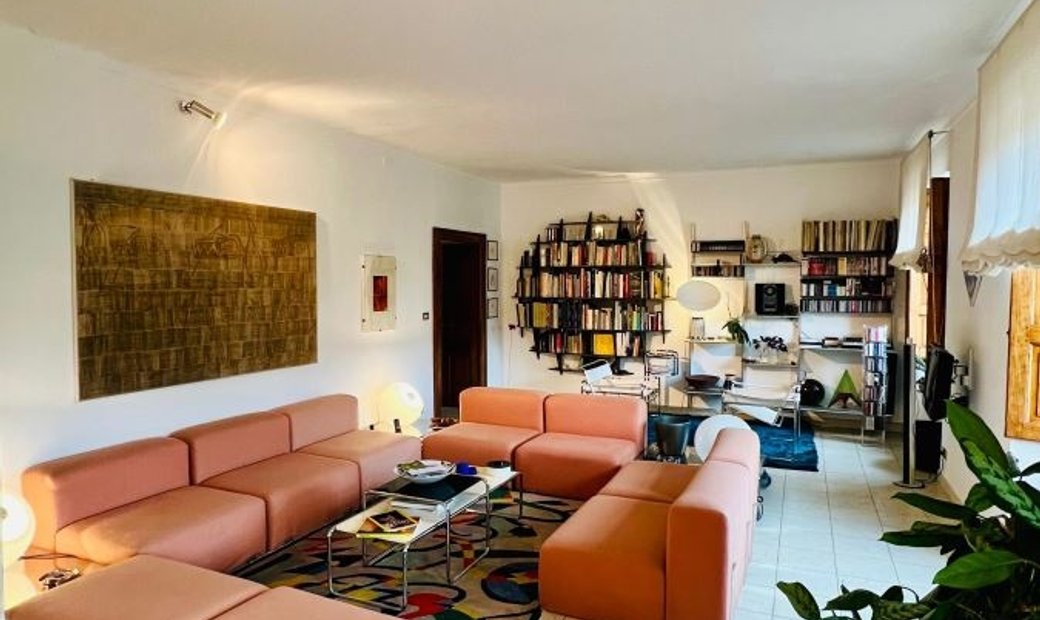 Piano Alto Nuda Proprietà A Pochi Passi Da Piazza In Turin, Piedmont ...