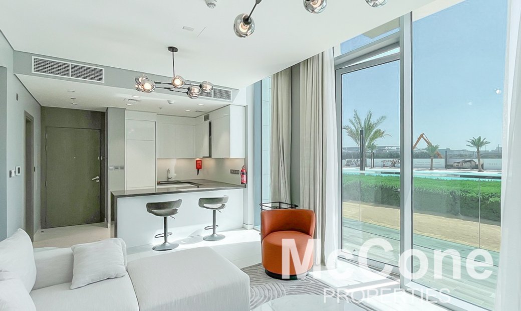 Contemporary | Large Terrace | Spacious In Dubai, Dubai, United Arab ...