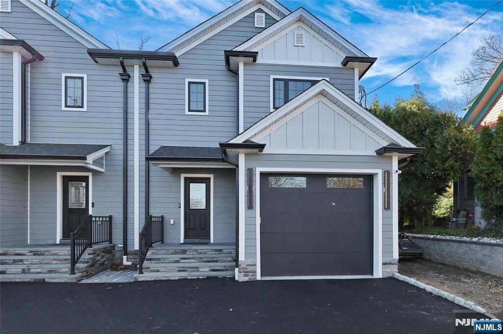 Mehrfamilienhaus In Madison, New Jersey, Vereinigte Staaten Zu ...