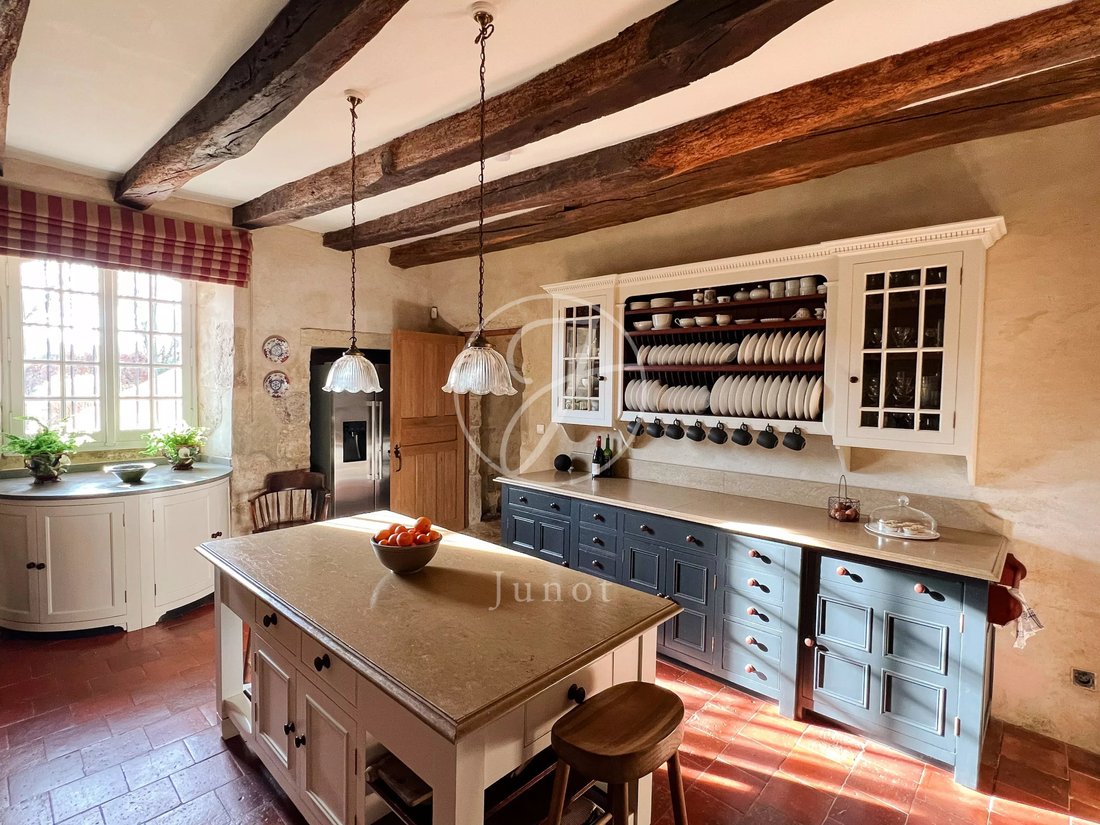 Château Bazian 503.14 Sqm 9 Rooms In Bazian, Occitanie, France For Sale ...