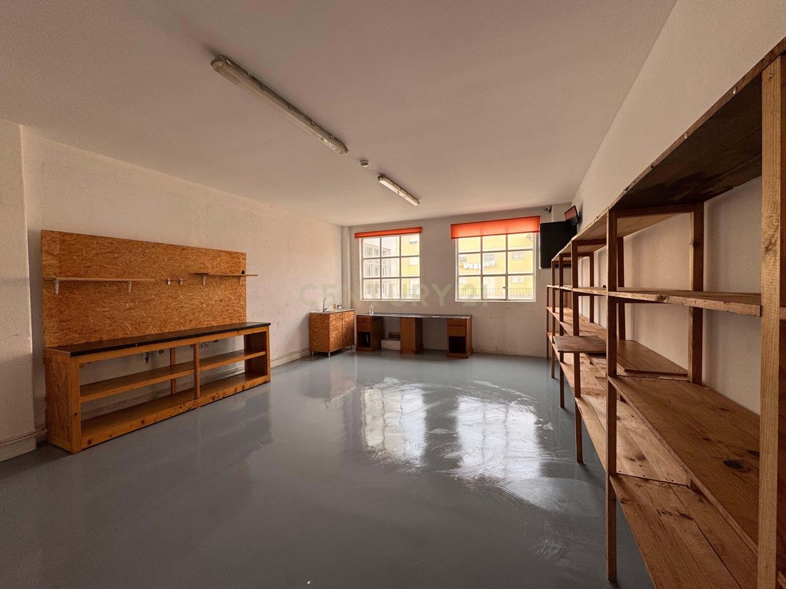 In Coimbra (Se Nova, Santa Cruz, Almedina E Sao Bartolomeu), Coimbra ...