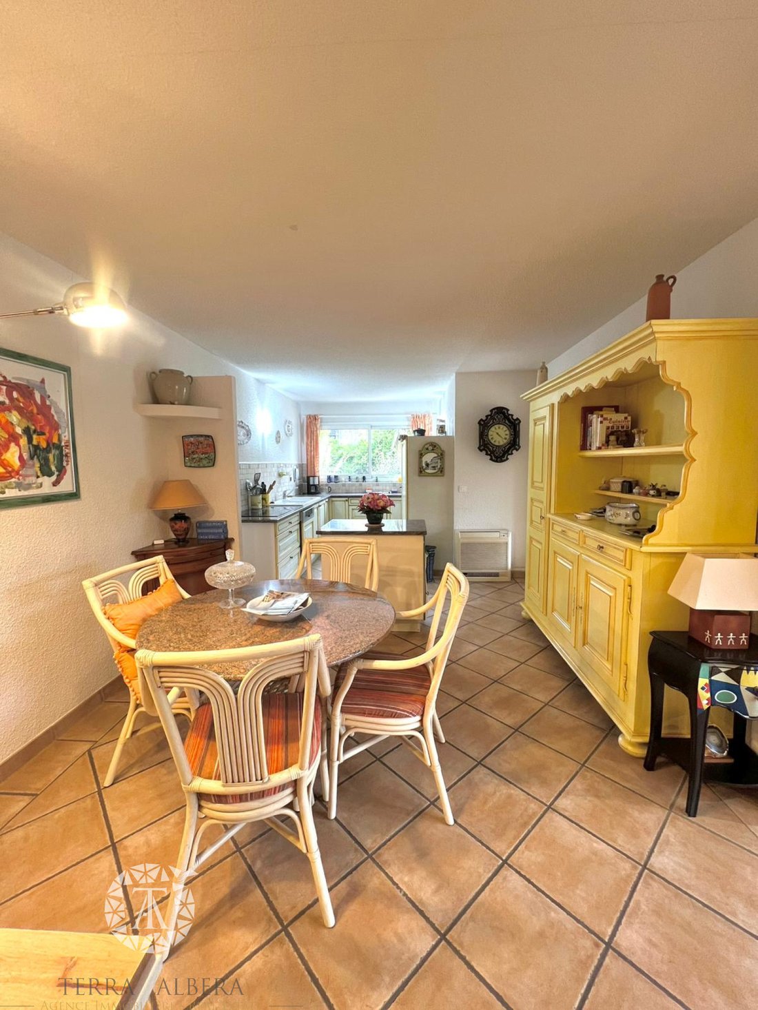 197 M² Großes Familienhaus In Maureillas Las Illas, Okzitanien ...