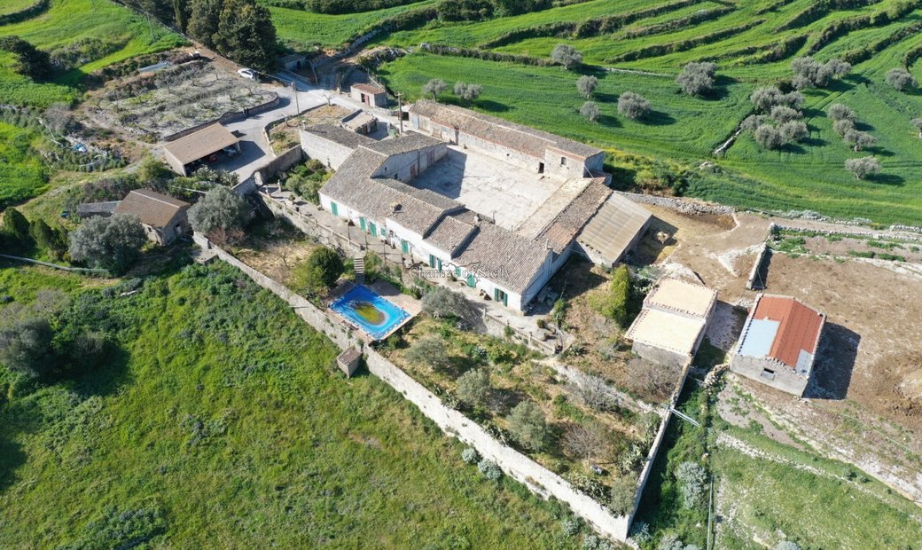 Ferme San Martino Dans Sicile, Italie à Vendre (16954278)