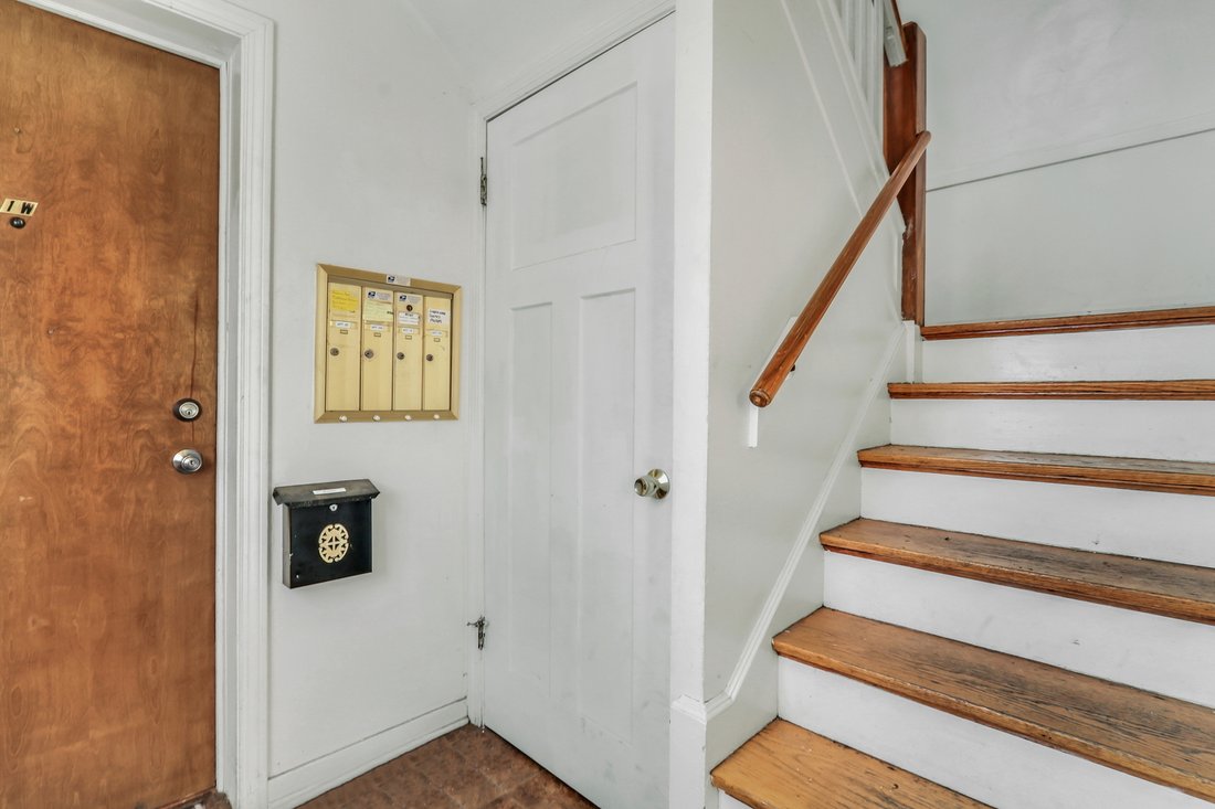 Multi Family In Skokie In Skokie, Illinois, Vereinigte Staaten Zu ...