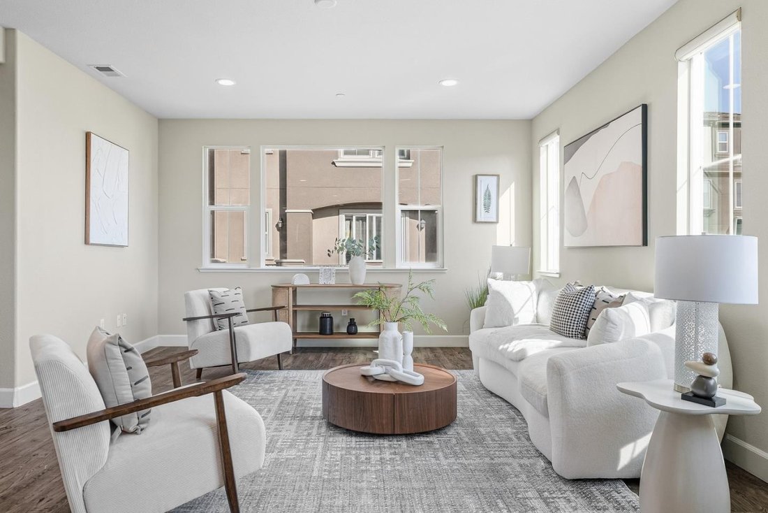 Townhouse In Newark In Newark, California, United States For Sale ...