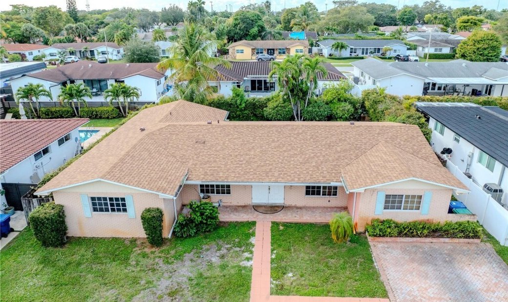 Single Family Residence In Miami In North Miami Beach, Florida, United ...