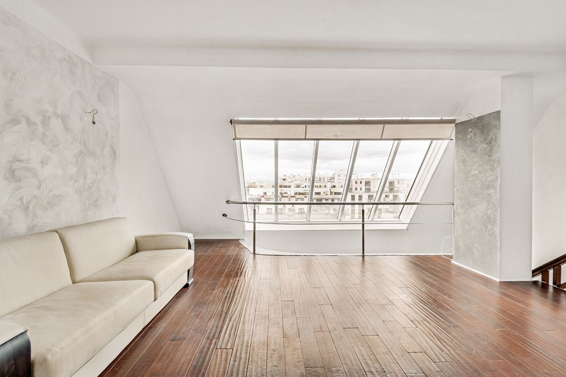 Apartment In Paris, France For Sale (16957276)