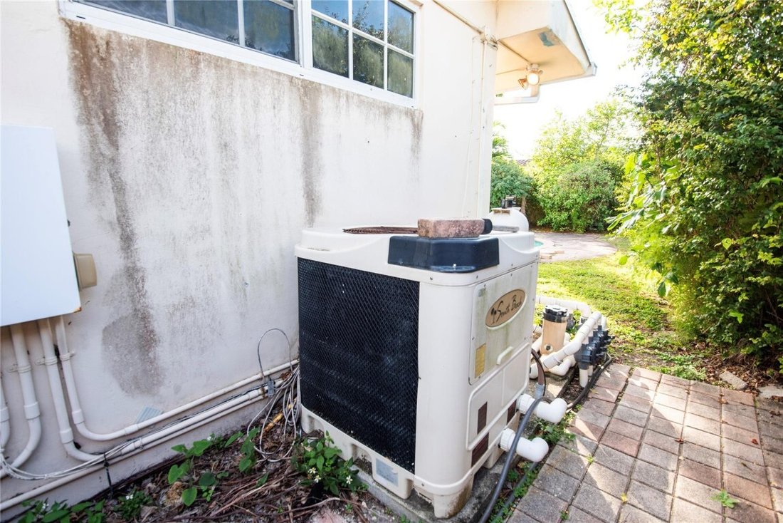 Single Family Residence In Miami In North Miami Beach, Florida, United ...