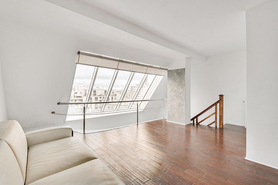Apartment In Paris, France For Sale (16957276)