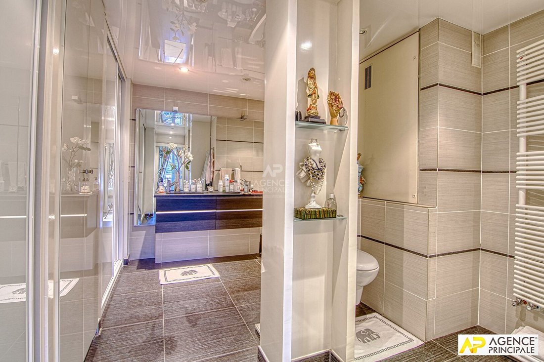 Versailles Rive Droite 4 Room Apartment In Versailles, île De France ...