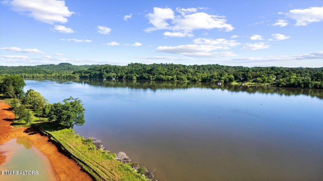 Loudon Residential En Tellico Village, Tennessee, Estados Unidos En ...