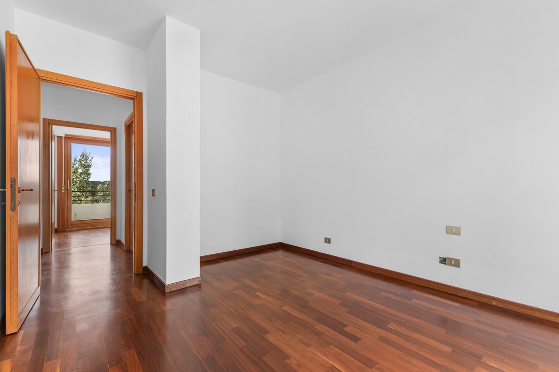 Prestigious Panoramic Penthouse Lease At In Rom, Latium, Italien Zu ...