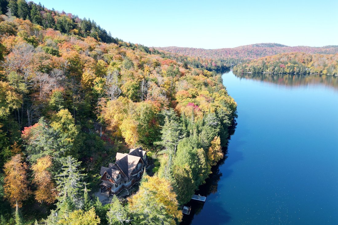 Lac Bibite Estate In Mont Tremblant, Quebec, Canada For Sale (16958724)