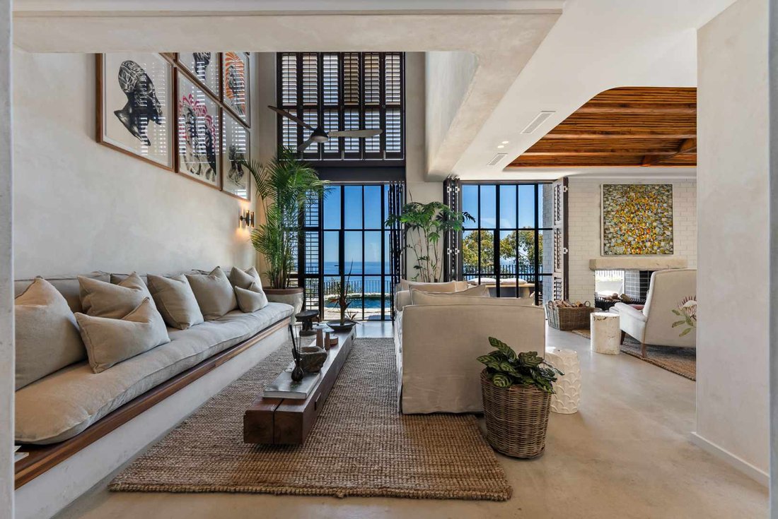 Windfrei — Eingebettet Zwischen Lion's Head In Kapstadt, Westkap ...