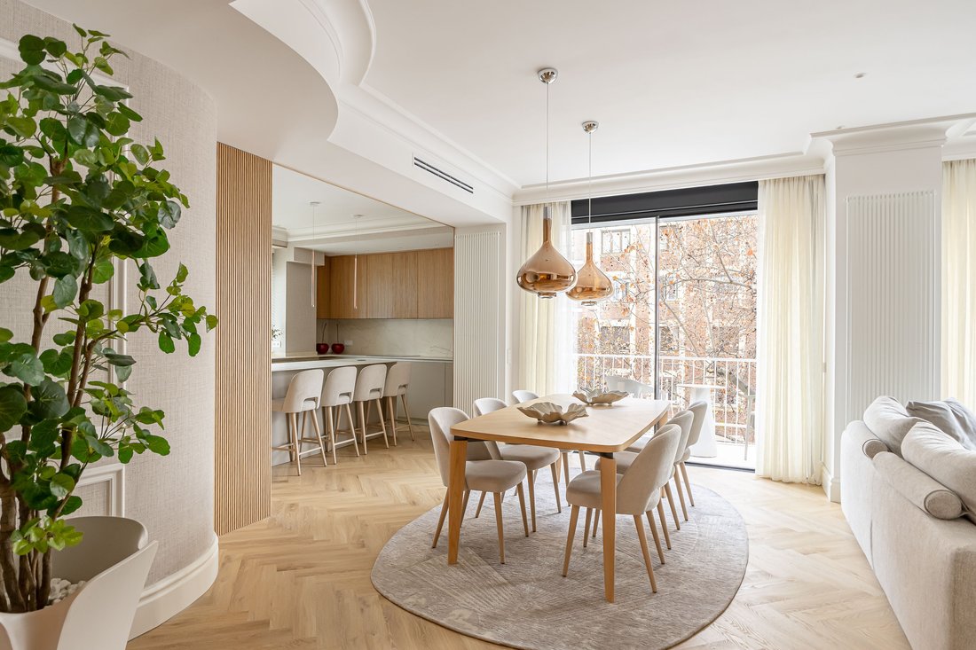 Fantastische Hochwertige Wohnung Mit Pool Auf In Salamanca, Madrid ...