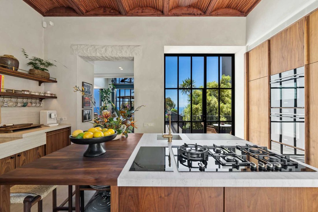 Windfrei — Eingebettet Zwischen Lion's Head In Kapstadt, Westkap ...