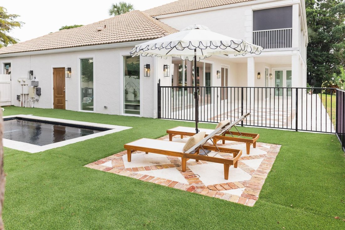 Refined Ground‑Level Sanctuary With Sleek In Wellington, Florida ...