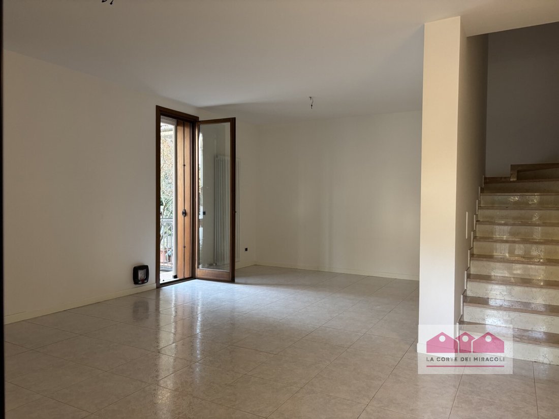 Réf. Vsc14 F Unité Terminale Au Pied Du Dans Villa Guiccioli, Vénétie ...