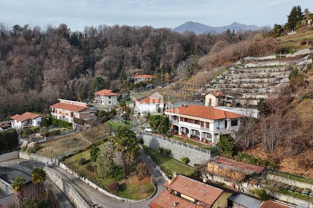 Villa For Sale In Castellamonte In Castellamonte, Piedmont, Italy For ...