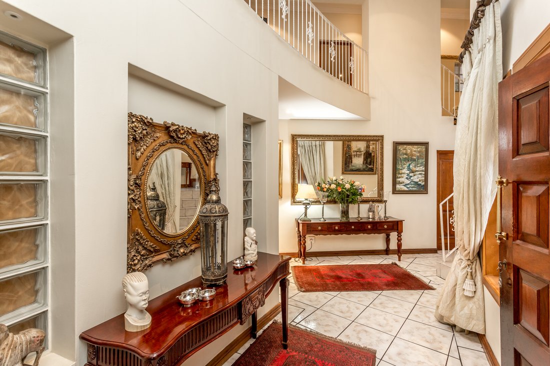 Bryanston In Sandton, Gauteng, South Africa For Sale (16974920)