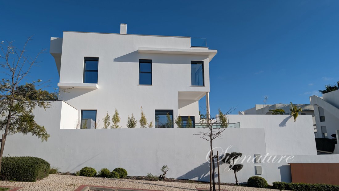 Brand New Modern 3 Bedroom Villa, In Santa Barbara De Nexe, Algarve ...