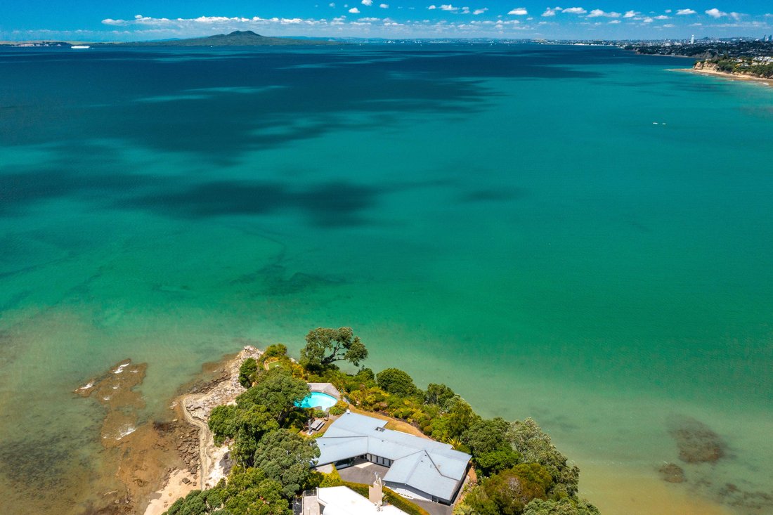 62 Sharon Road, Browns Bay In Auckland, Auckland, New Zealand For Sale ...