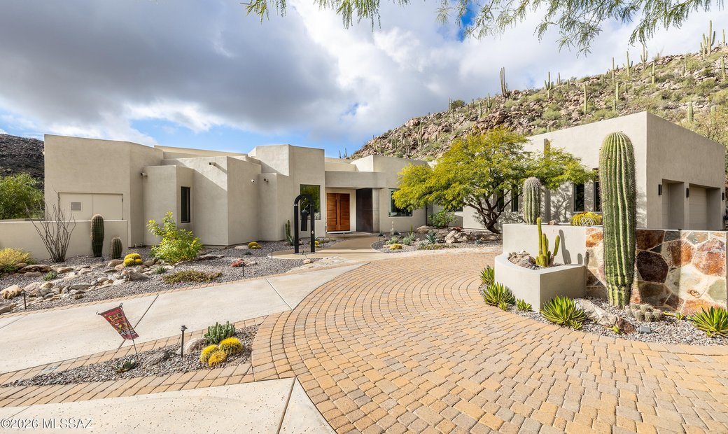 Preisgekröntes Modern Revival In Marana, Arizona, Vereinigte Staaten Zu ...