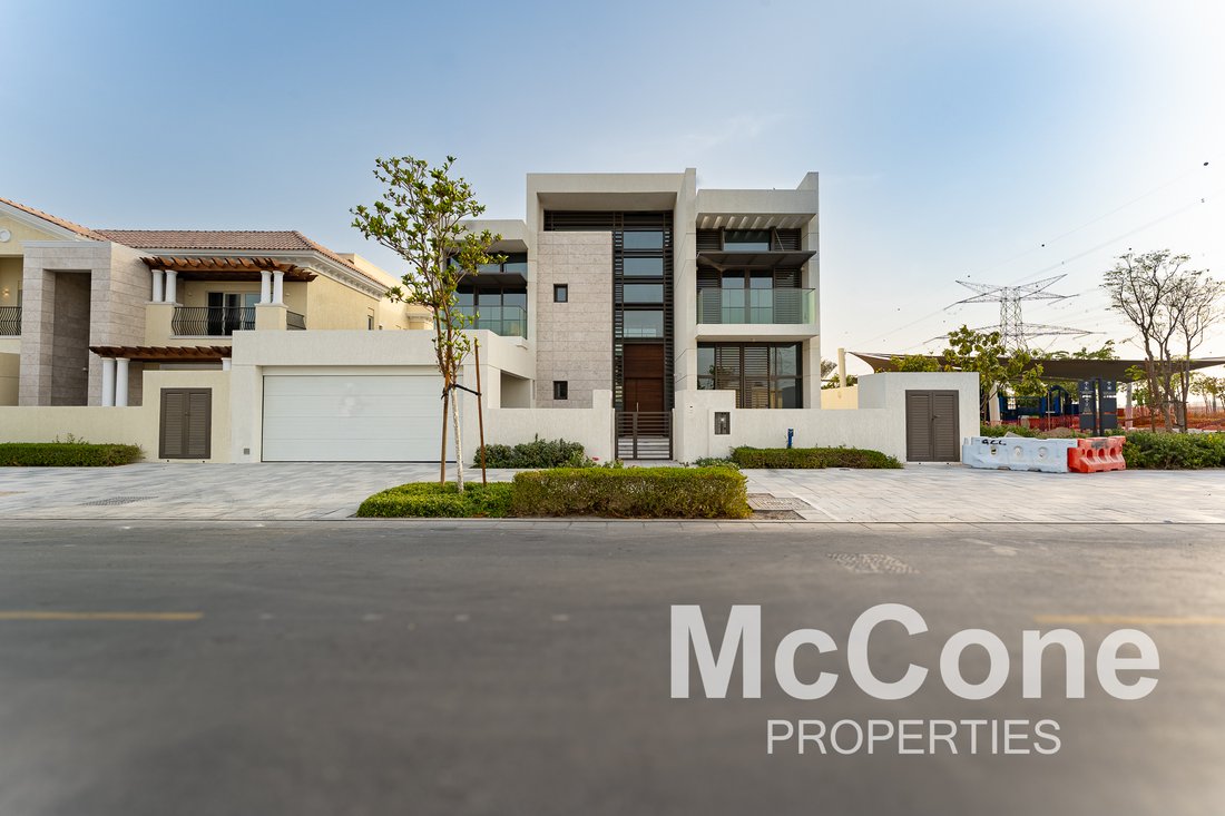 Exclusive | Bigger | Corner Villa | In Dubai, Dubai, United Arab ...