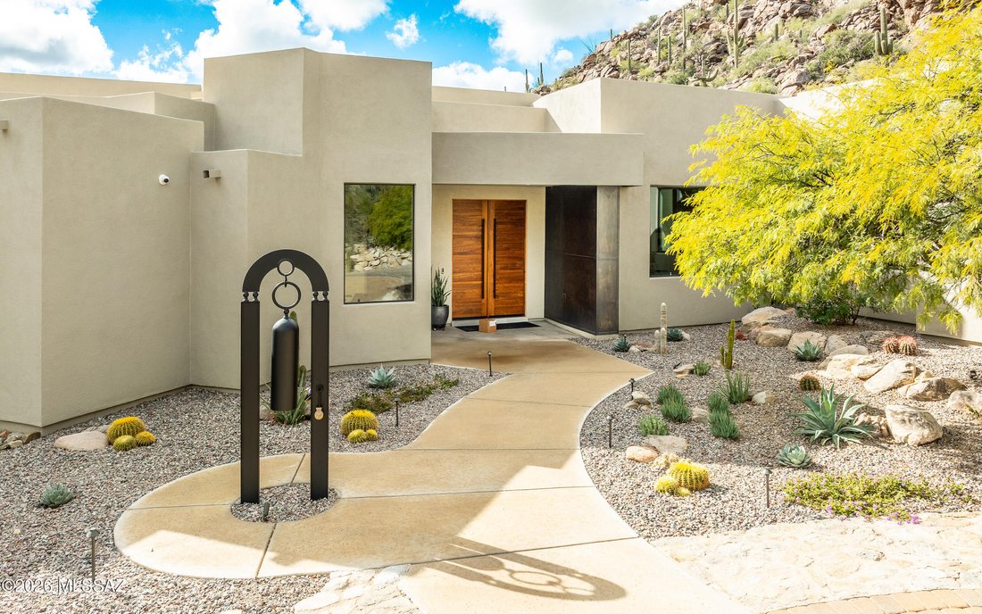 Preisgekröntes Modern Revival In Marana, Arizona, Vereinigte Staaten Zu ...