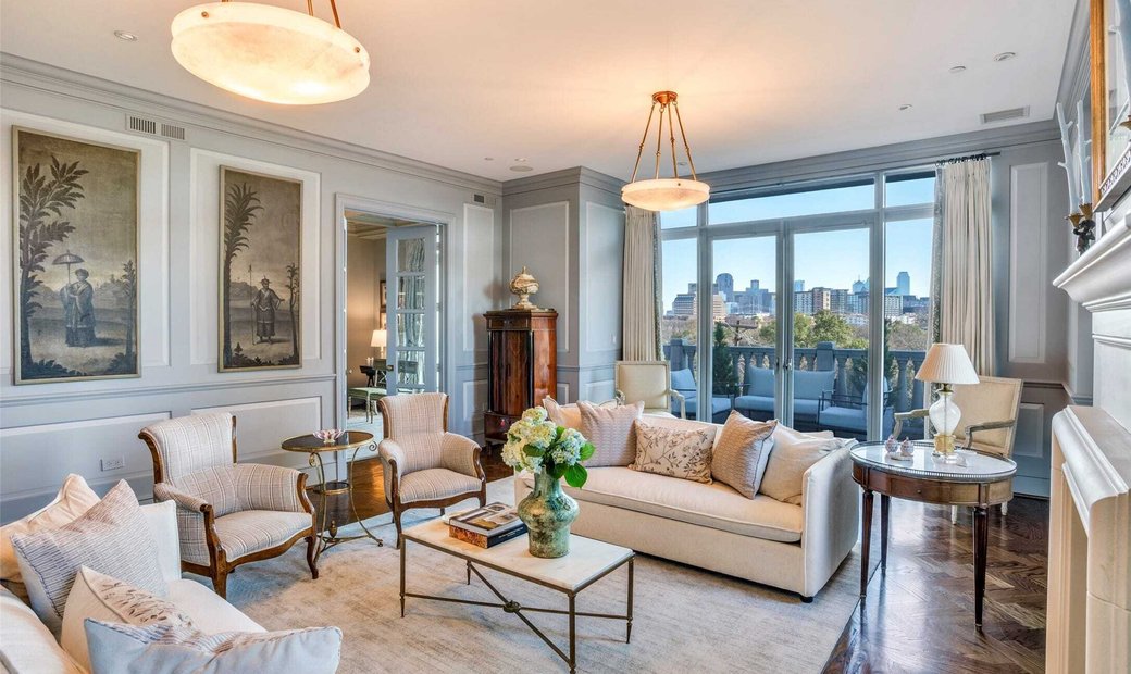 Sky‑High Elegance Immersed In Panoramic Urban In Dallas, Texas, United ...